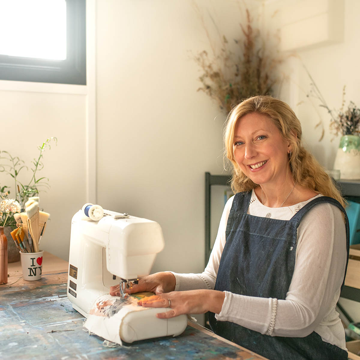one-to-one textile art zoom lessons with artist Ellie Hipkin